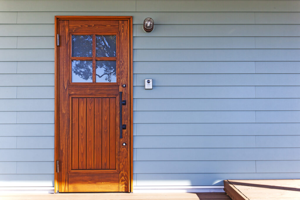 玄関ドアの色は外壁との組み合わせが重要｜選び方・人気の色・失敗しないポイントを解説 - ゼロハーモニー